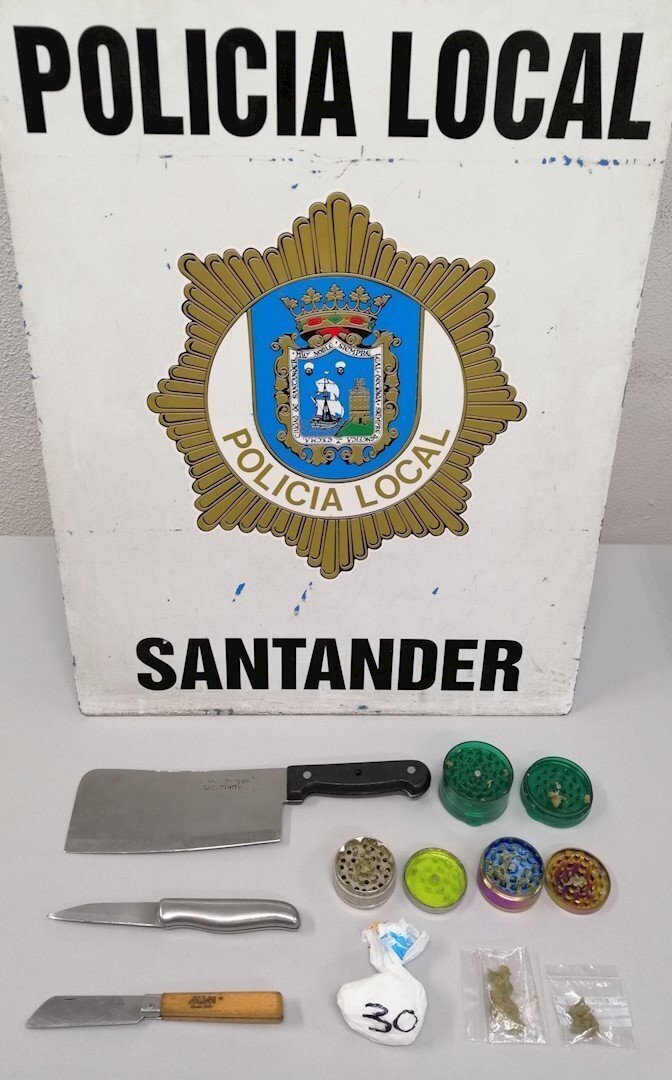 Detenido un joven que llevaba en su coche 31 gramos de cocaína